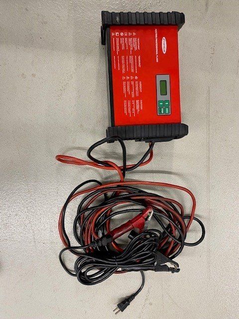 Batterieladegerät Fronius (Gebraucht) in St. Gallen für CHF 401 – nur Abholung auf Ricardo kaufen