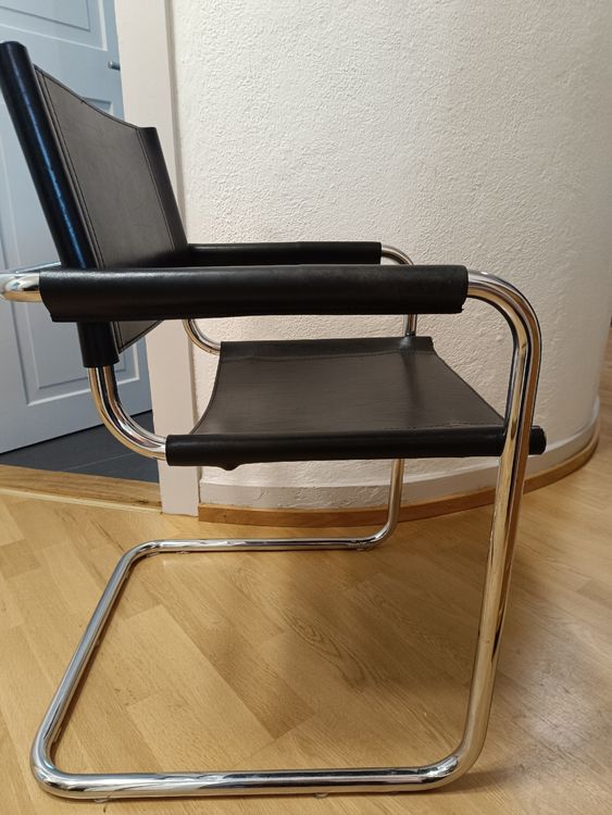 Freischwinger Arco schwarz (Gebraucht) in Basel für CHF 2 – nur Abholung auf Ricardo kaufen