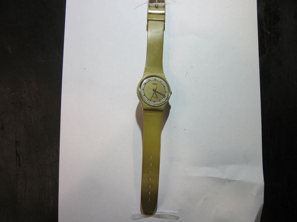 SWATCH 8 84 Année 1984 Watch Montre (Gebraucht) in Grand-lancy für CHF ...