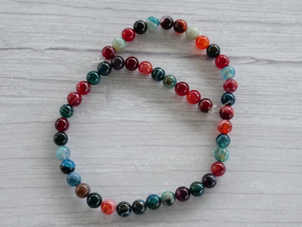 Ein Strang 8 mm Achat (Neu und originalverpackt) in Knutwil für CHF 4.5 ...