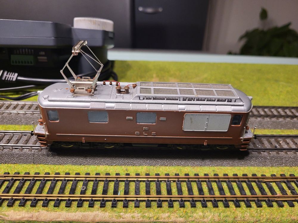 Hag 180 Re4/4 BLS 261 ESU MFX V5 AC Digital | Kaufen auf Ricardo