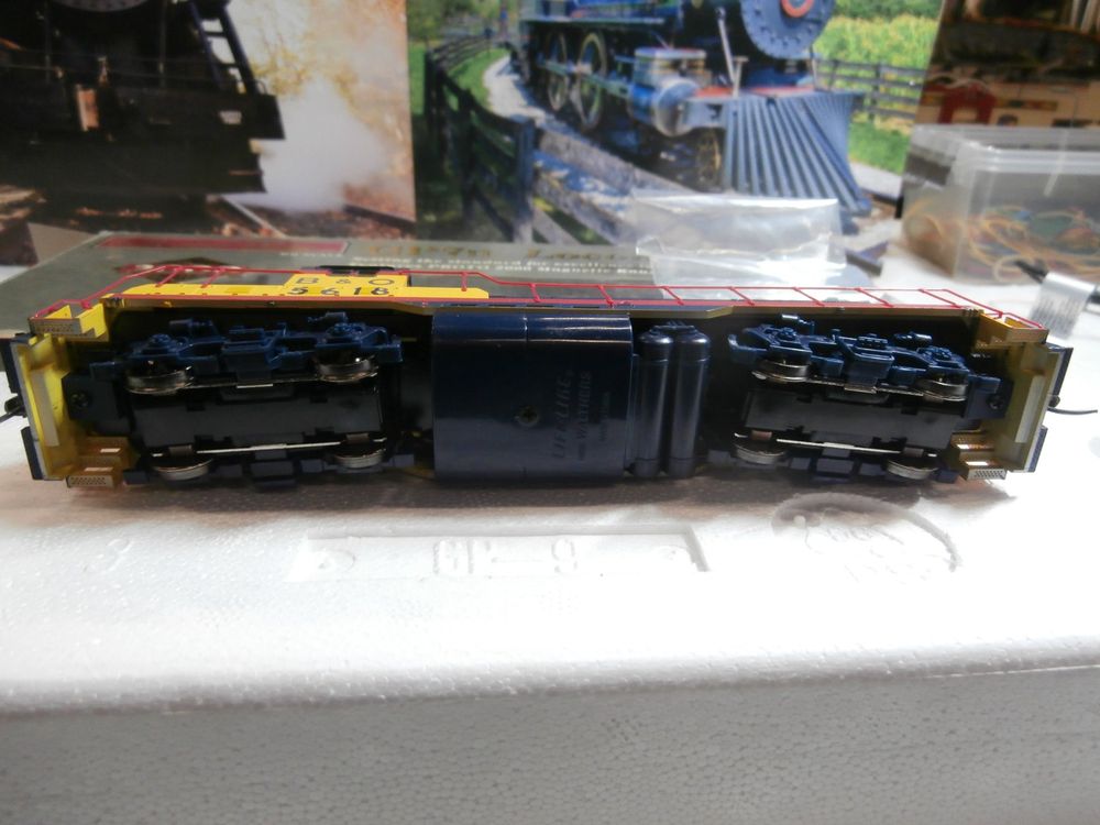 Proto 2000 GP7 II Diesellok Chessie System Digital Neu (Neu und ...