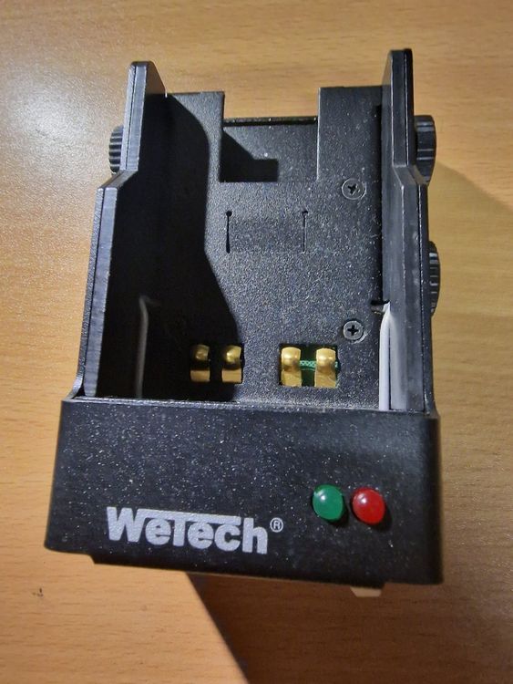Funkgerät Motorola GP 320 340 360 380 Akku Lader Wetech (Gebraucht) in ...