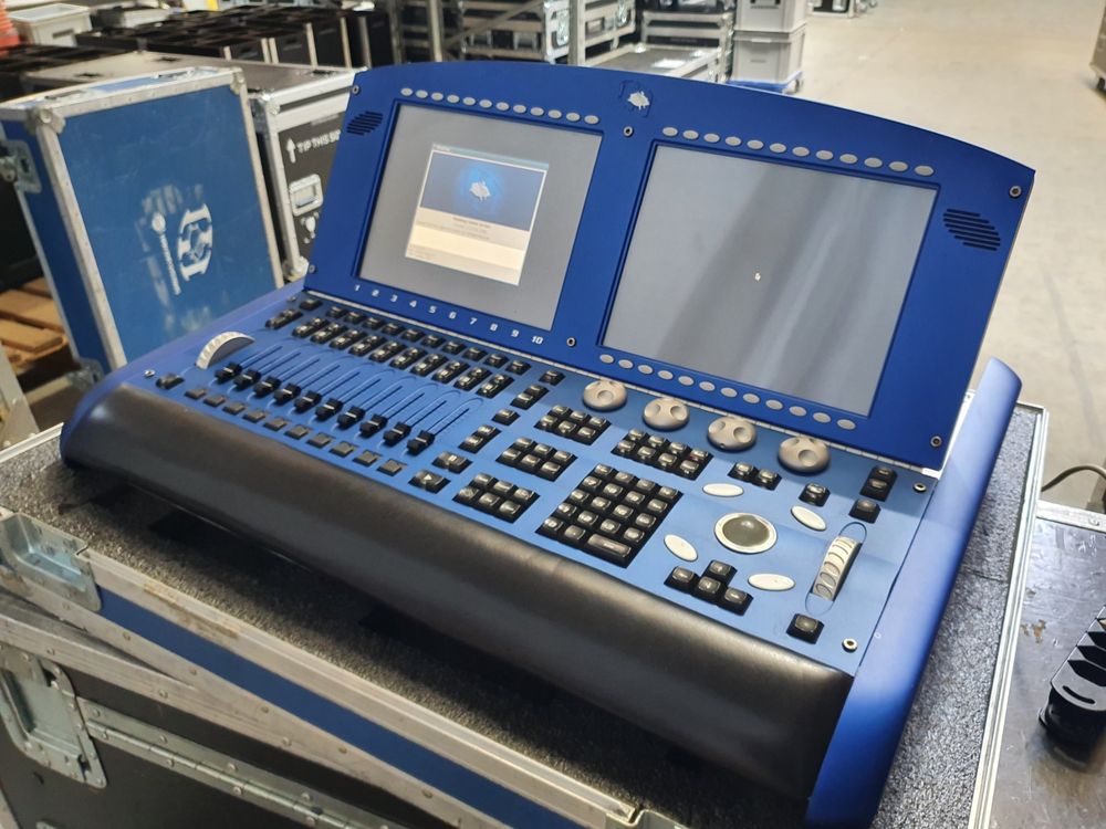 HOG 3 Lichtpult (Gebraucht) in Wald ZH für CHF 800 – nur Abholung auf ...