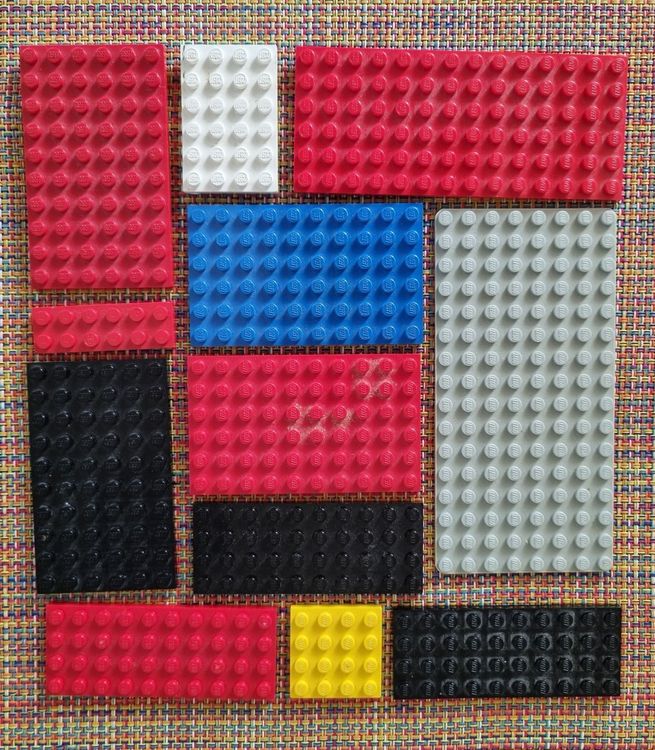 LEGO Platten Mittel + gross / Plate (Gebraucht) in Basadingen für CHF 7 ...