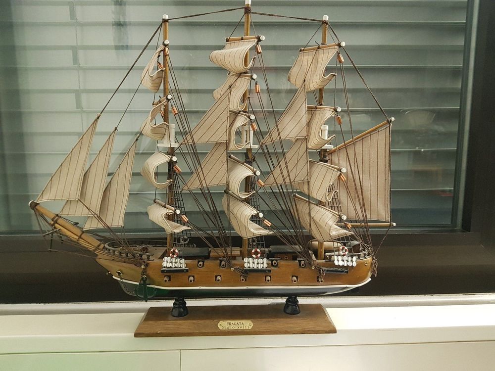 SCHIFFSMODELL "FRAGATA SIGLO VIII" | Kaufen auf Ricardo
