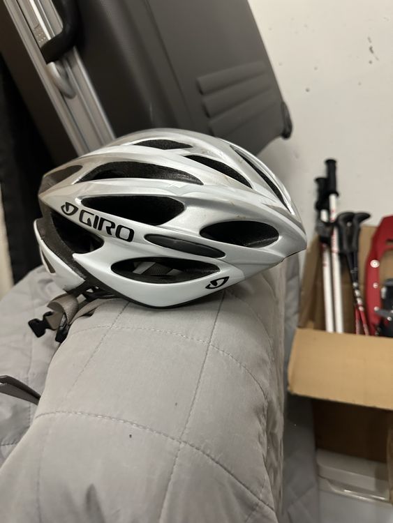 Giro Monza Helm (Neu (gemäss Beschreibung)) in Jona für CHF 29 – nur ...