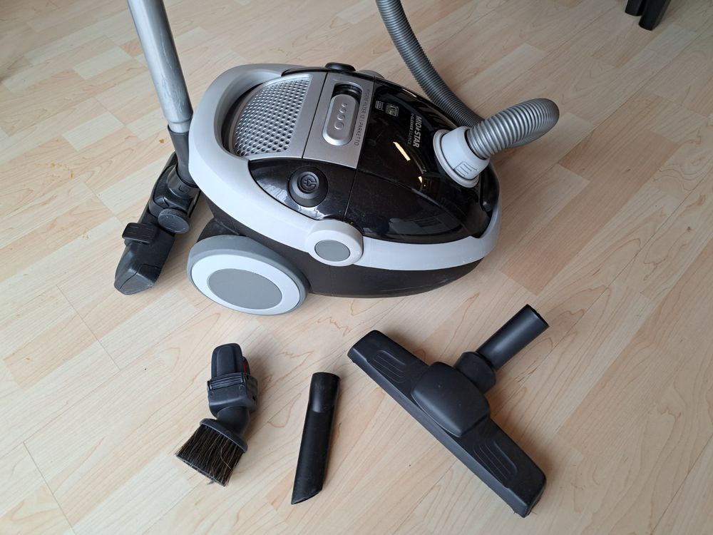 Staubsauger Mio Star V-Cleaner Silence (Gebraucht) in Oetwil a.d.L. für ...