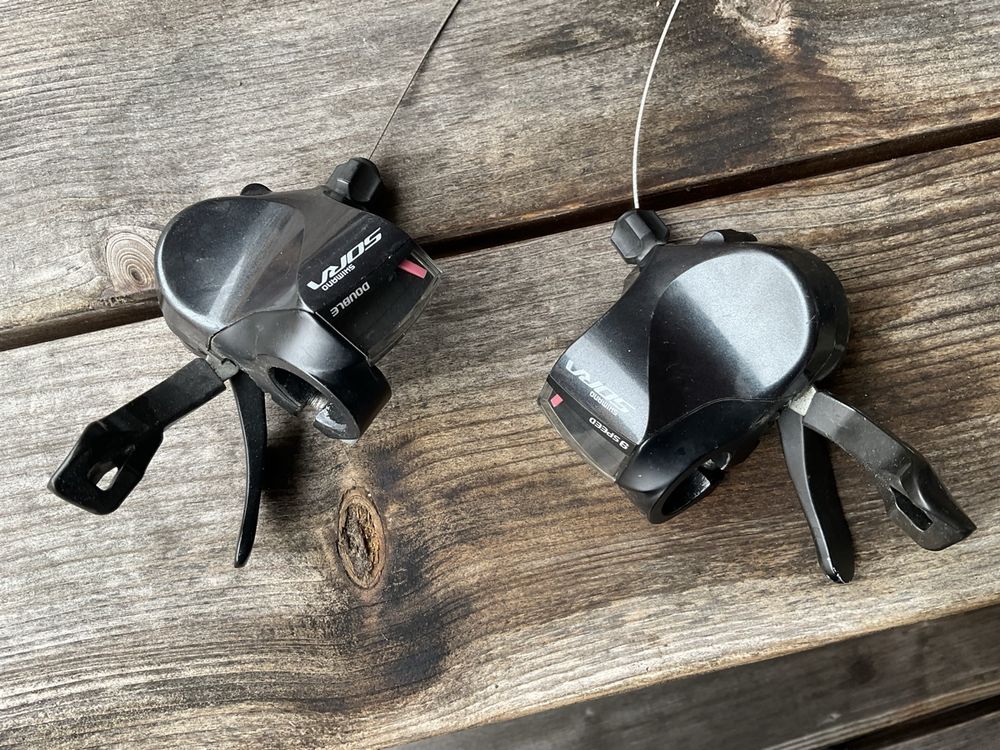 Shimano Sora Schalthebel 2x9-fach. (Gebraucht) in bern für CHF 15 – mit Lieferung auf Ricardo kaufen