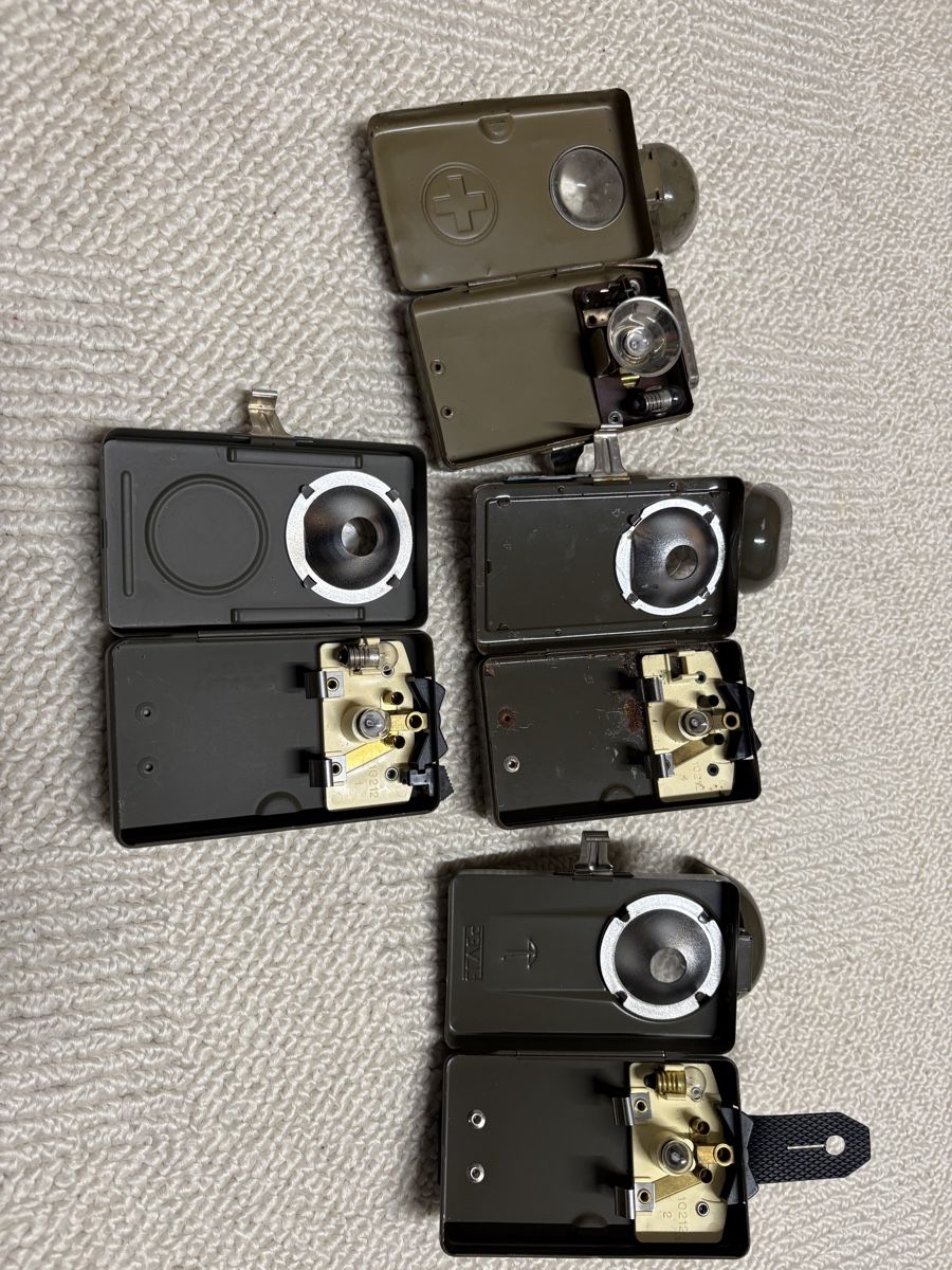 Konvolut von 4 antiken Militärlampen, Rarität für Sammler (Gebraucht ...