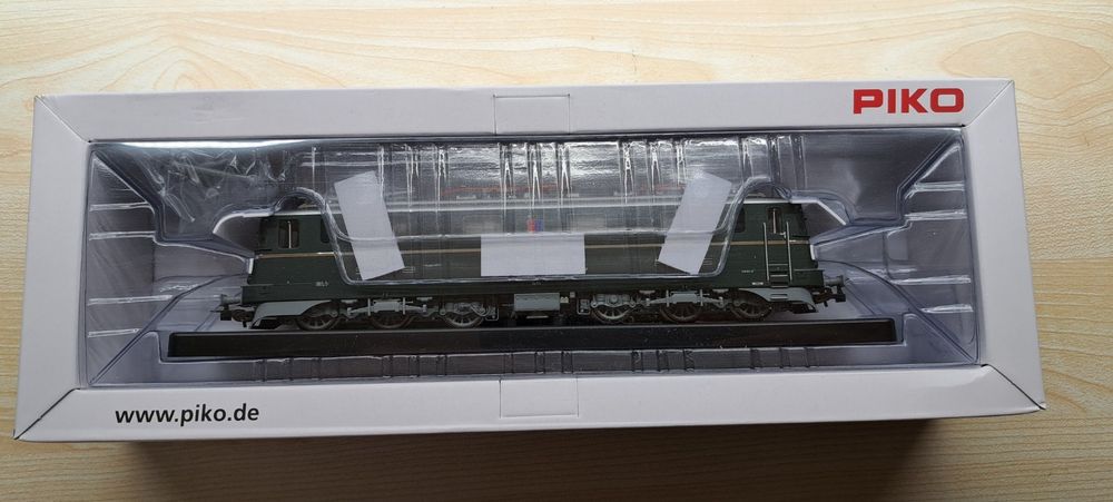 PIKO Elektrolok Ae 6/6 SBB 97203 HO AC Digital ungeöffnet (Neu und ...