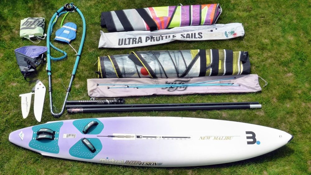 Planche à voile Mistral complète avec 2 voiles et harnais (Gebraucht ...