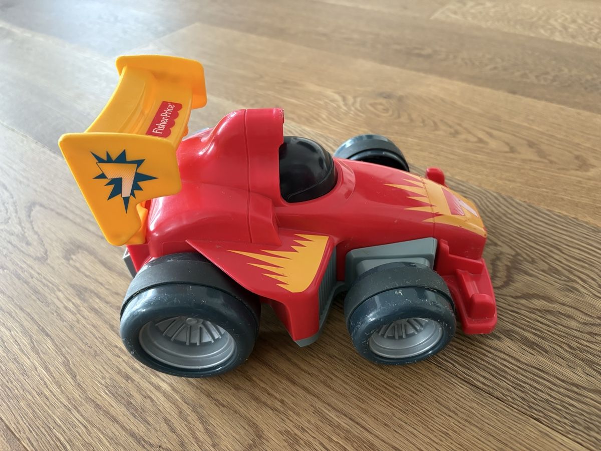 Fisher Price Rennauto