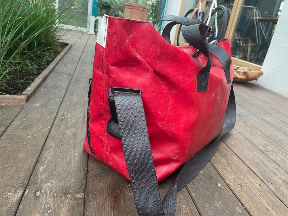 Freitag F45 LOIS SPORTS BAG M | Kaufen auf Ricardo