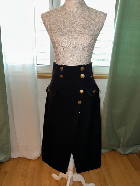 Schöner Rock in Balmain Stil | Kaufen auf Ricardo