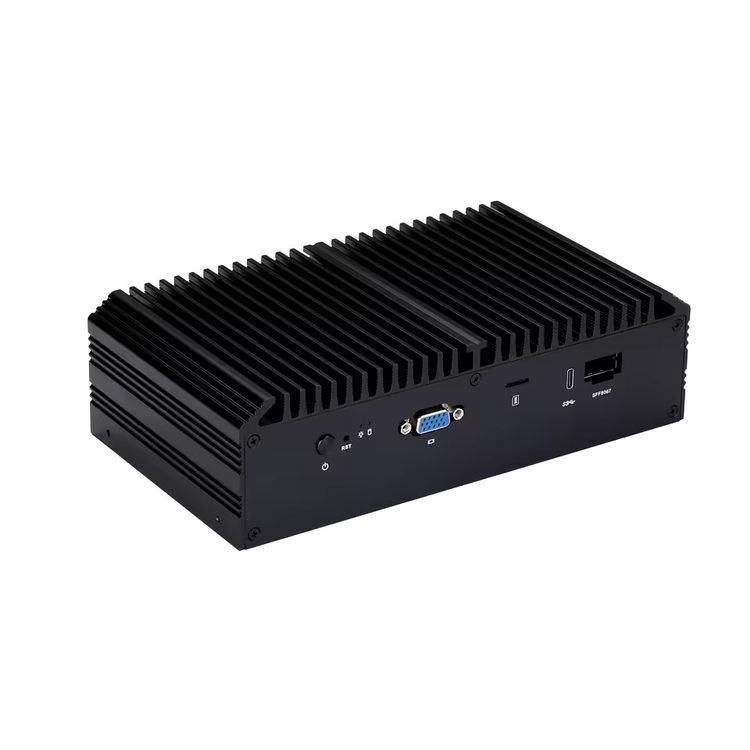Fanless Firewall SFF router server (Neu (gemäss Beschreibung)) in Vevey ...