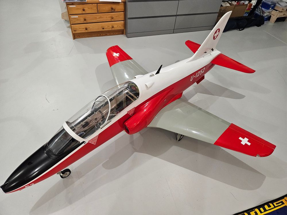 CARF BAE Hawk 1:5,6 flugfertig aufgebaut (Gebraucht) in Oberglatt ZH ...