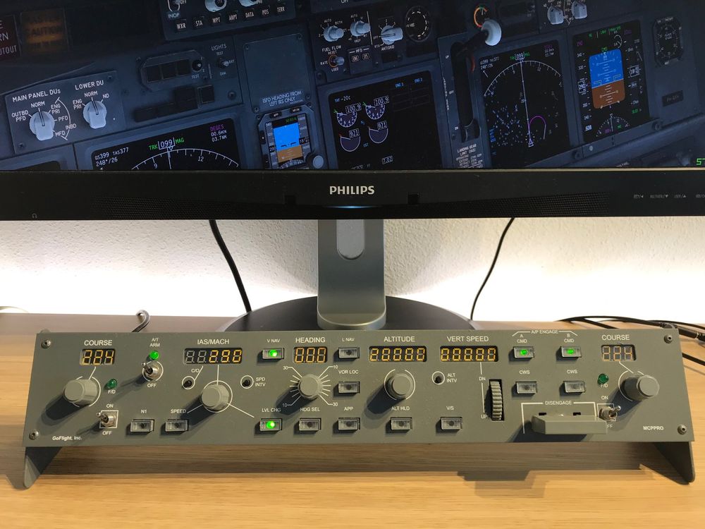 GoFlight MCP Pro Advanced Autopilot FlightSim Cockpit (Gebraucht) in ...