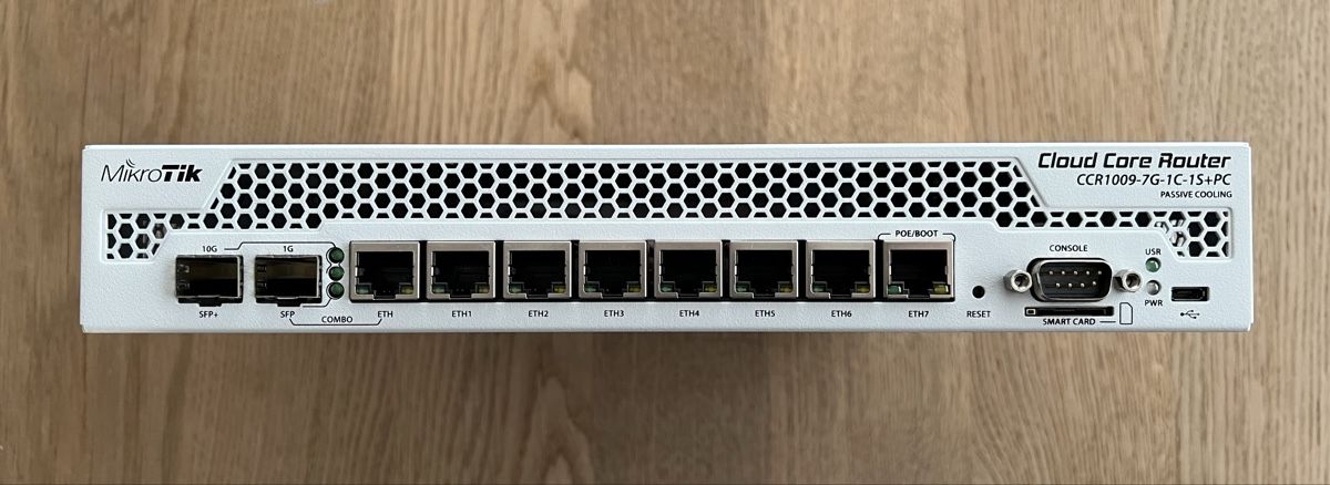 Mikrotik Cloud Core Router CCR1009-7G-1C-1S+PC (Gebraucht) in ...