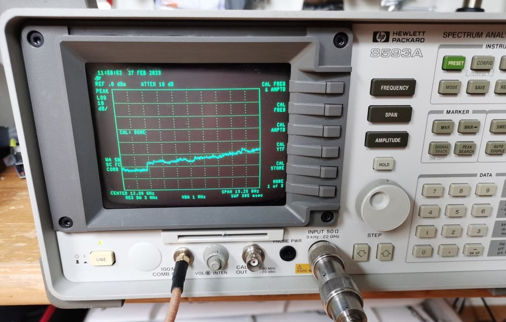 Spectrum analyzer 9kHz-22GHz HP 8593A (Gebraucht) in Payerne für CHF ...