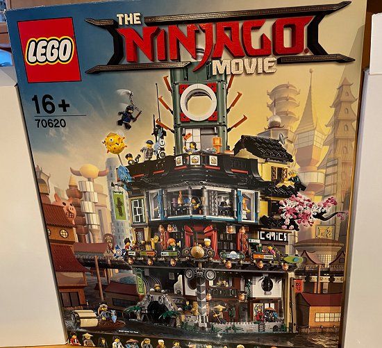 LEGO NINJAGO CITY 70620 (Gebraucht) in Altikon für CHF 560 – mit ...