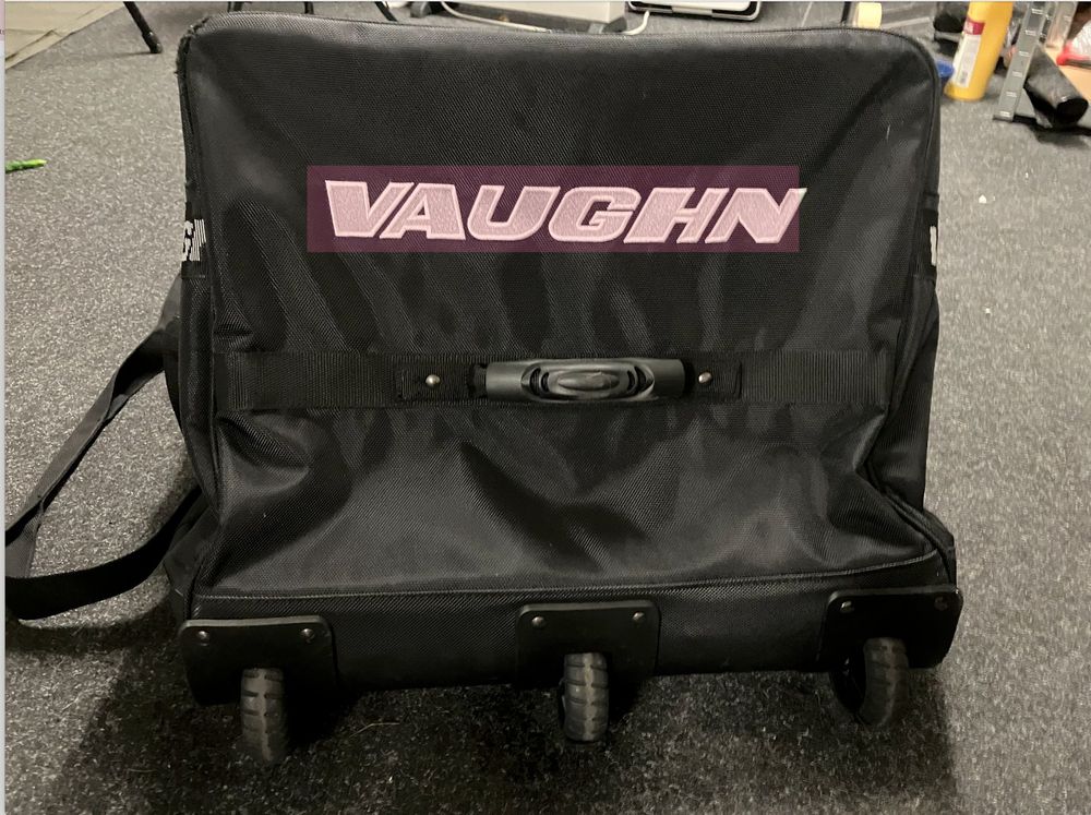 Vaughn BG V10 Pro Wheelbag SR – Torhütertasche mit Rollen (Gebraucht ...