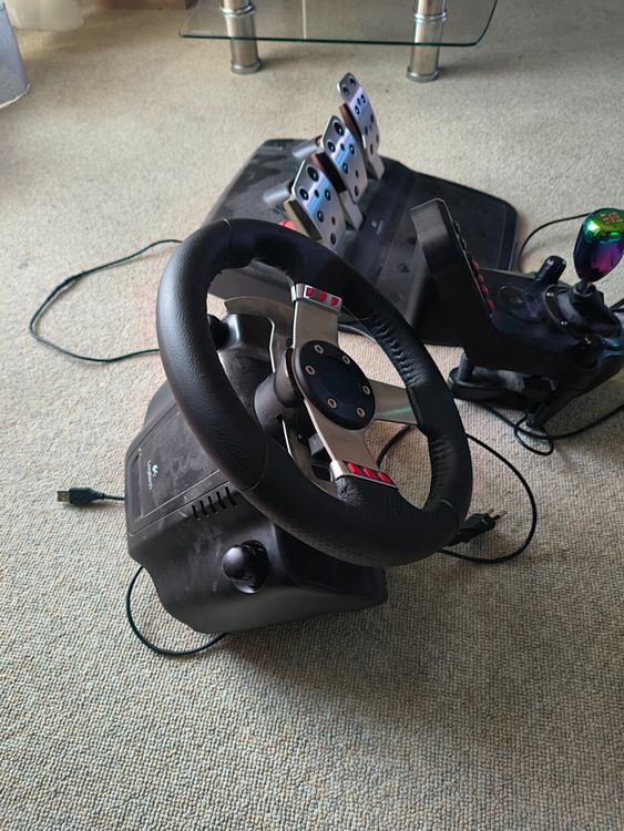 LOGITECH G27 Driving Force Lenkrad SET | Kaufen auf Ricardo