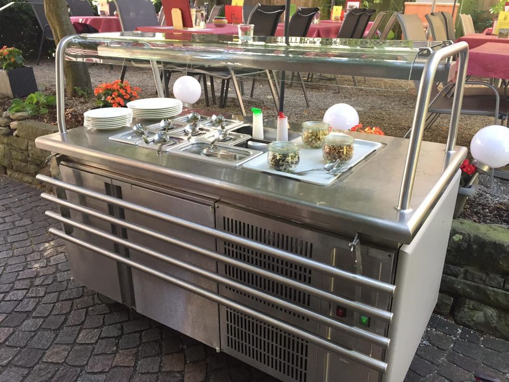 Salatbuffet (Gebraucht) in Wädenswil für CHF 385 – nur Abholung auf ...