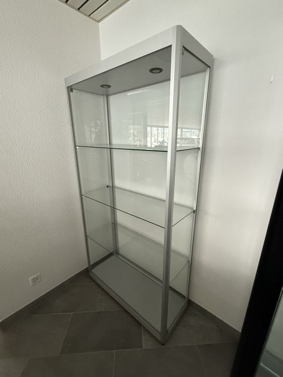 Imagedetailikea Vitrine Kaufen Verkaufen Bei Quokade 2022 09 01922486