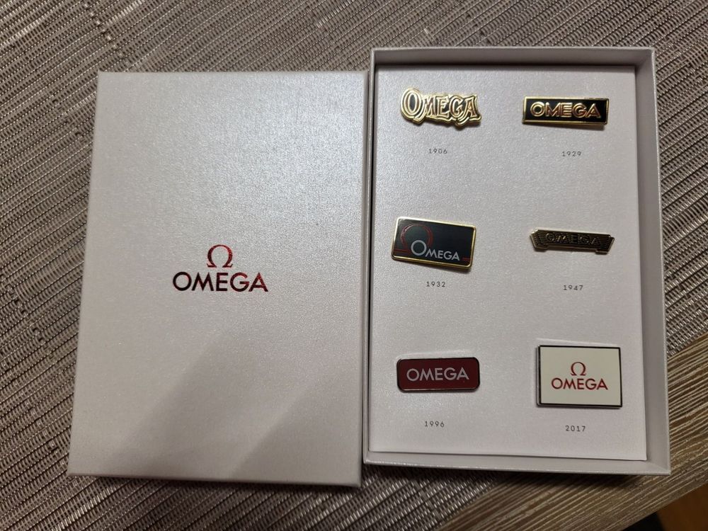 Omega Pins Museum logo Set New (Neu und originalverpackt) in Sonceboz ...