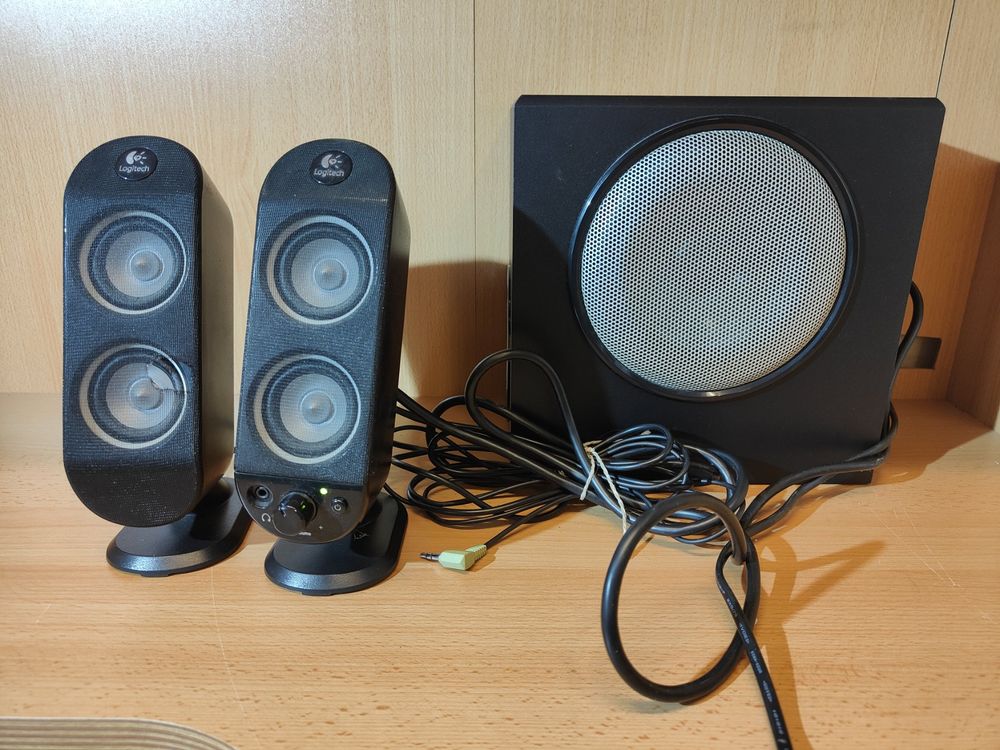 Logitech x-230 Lautsprecher (Gebraucht) in Aarau für CHF 10 – mit ...