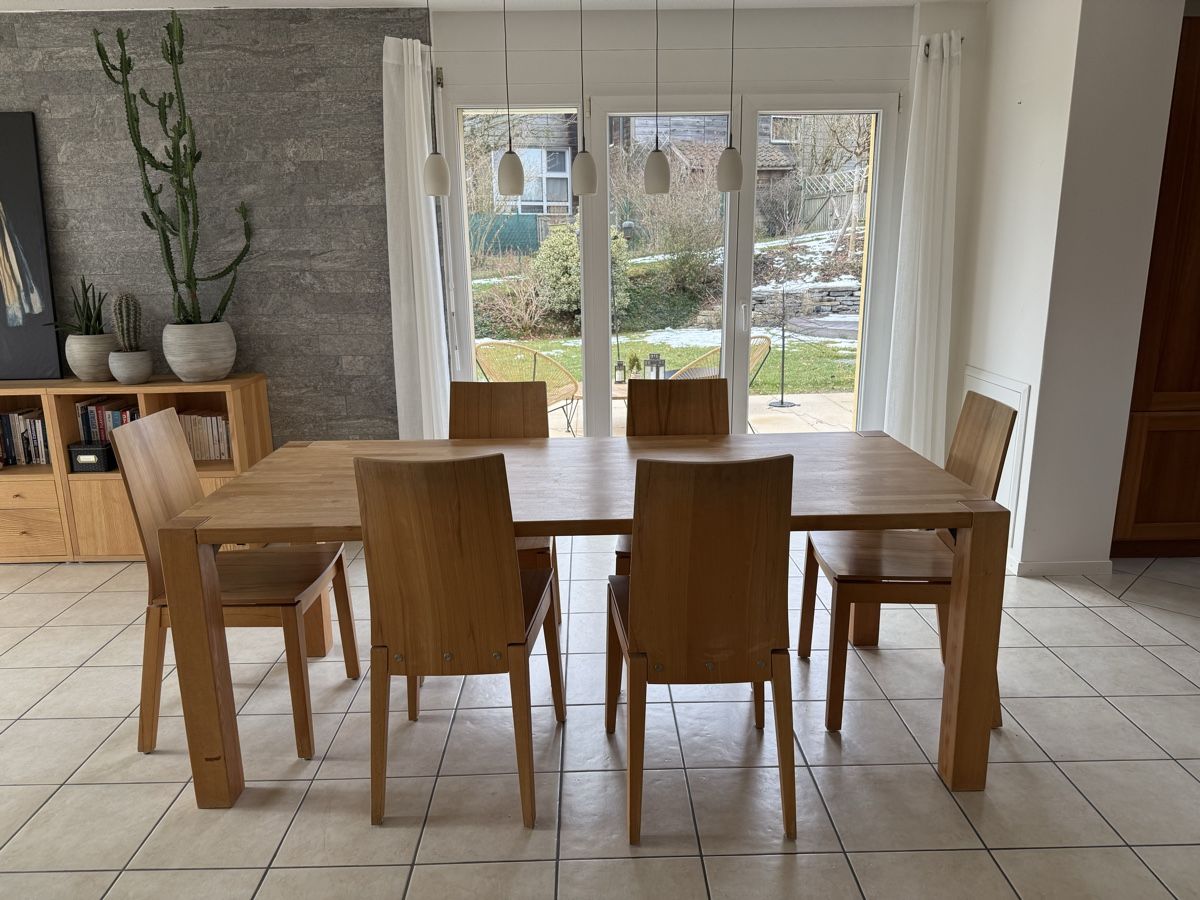 Set de table et chaise en hêtre massif (D'occasion) à Lausanne 26 pour ...