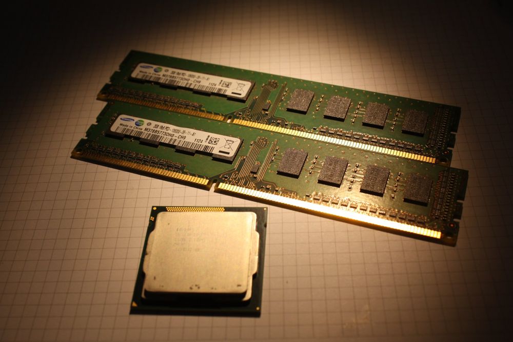 Processor i7-2600s / 2x 2GB Ram sticks (Gebraucht) in für CHF 16 – mit ...