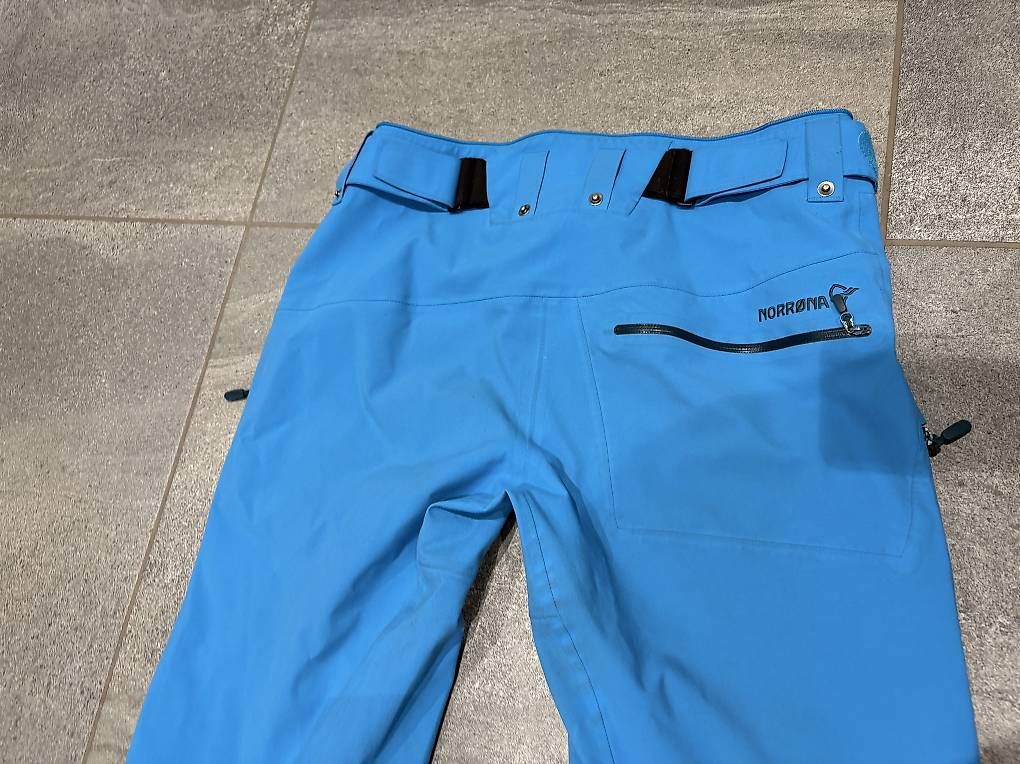 NORRONA lofoten Gore-Tex Pro Pants W's, Size XL (Gebraucht) in Möhlin ...