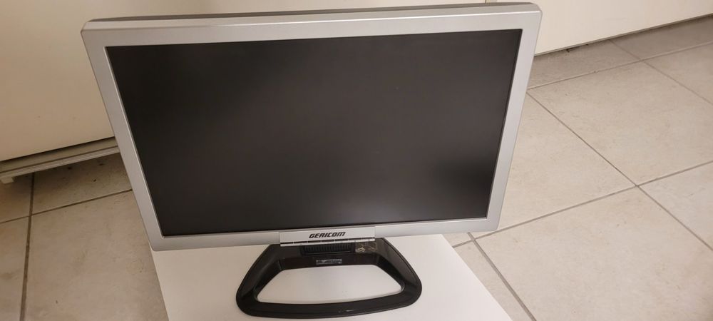 TFT 20 Zoll Monitor Bildschirm (Gebraucht) in für CHF 13 – nur Abholung ...