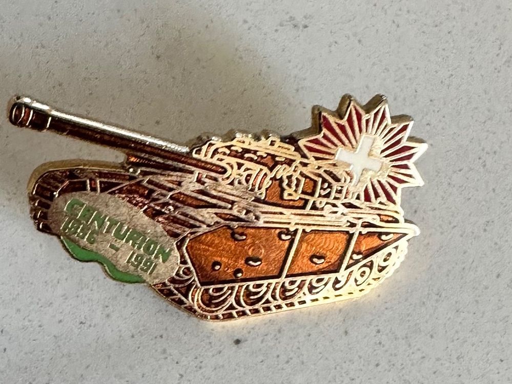 Centurion Panzer Pin + | Kaufen auf Ricardo