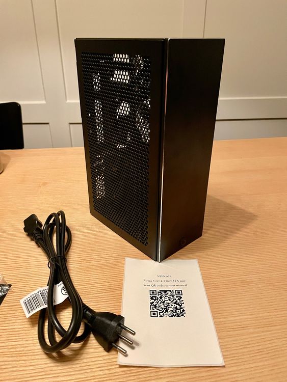 Velka 5 - Velkase - SFF Gehäuse, Mini ITX inkl. 600W PSU (Gebraucht) in ...