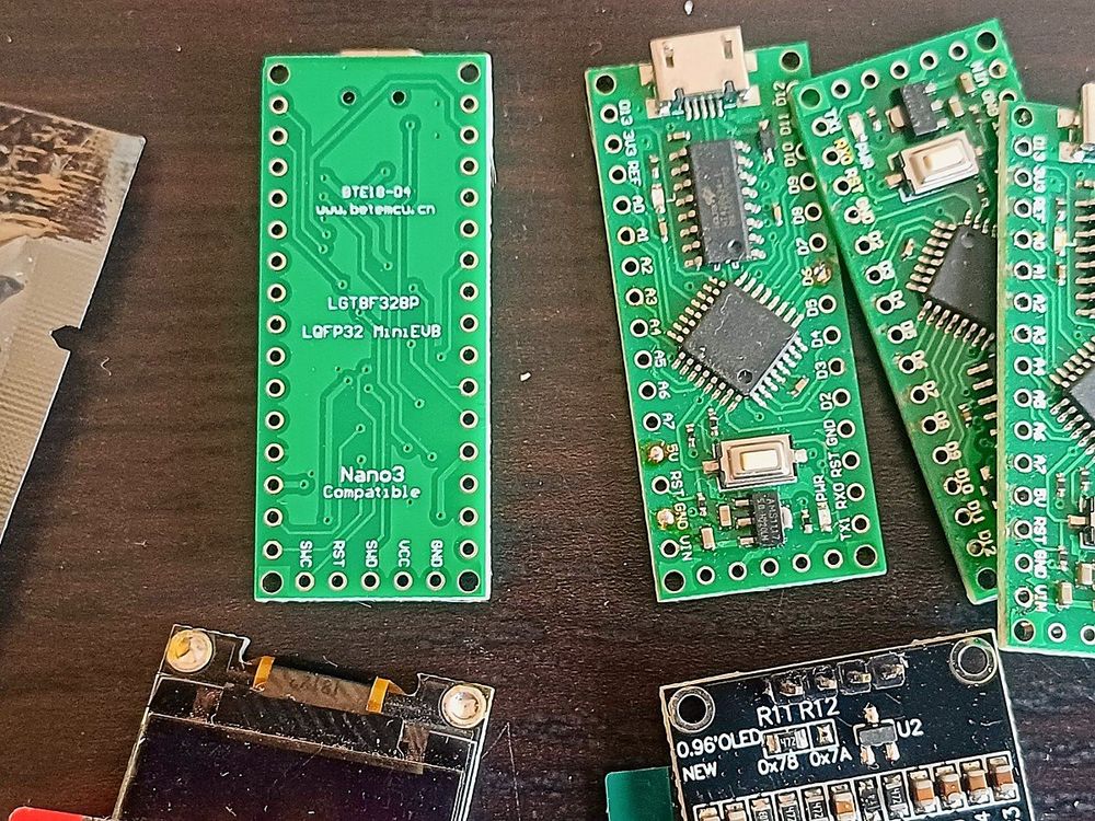 5 Arduino Nanos Mit 2 Oled Displays Kaufen Auf Ricardo