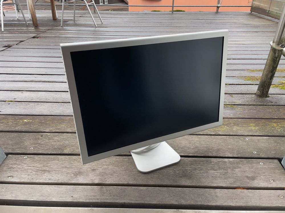 Apple Cinema HD Display (Gebraucht) in Cham für CHF 1 – mit Lieferung ...