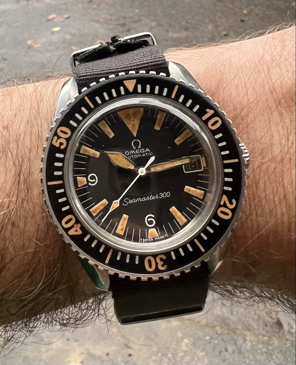 Magnifique et rare Omega Seamaster 300 « Big Triangle » (D'occasion) à ...