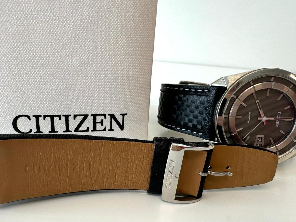 CITIZEN ECO-DRIVE AW1070-04H Solar Uhr braucht 0 Batterie 👍 (Gebraucht ...