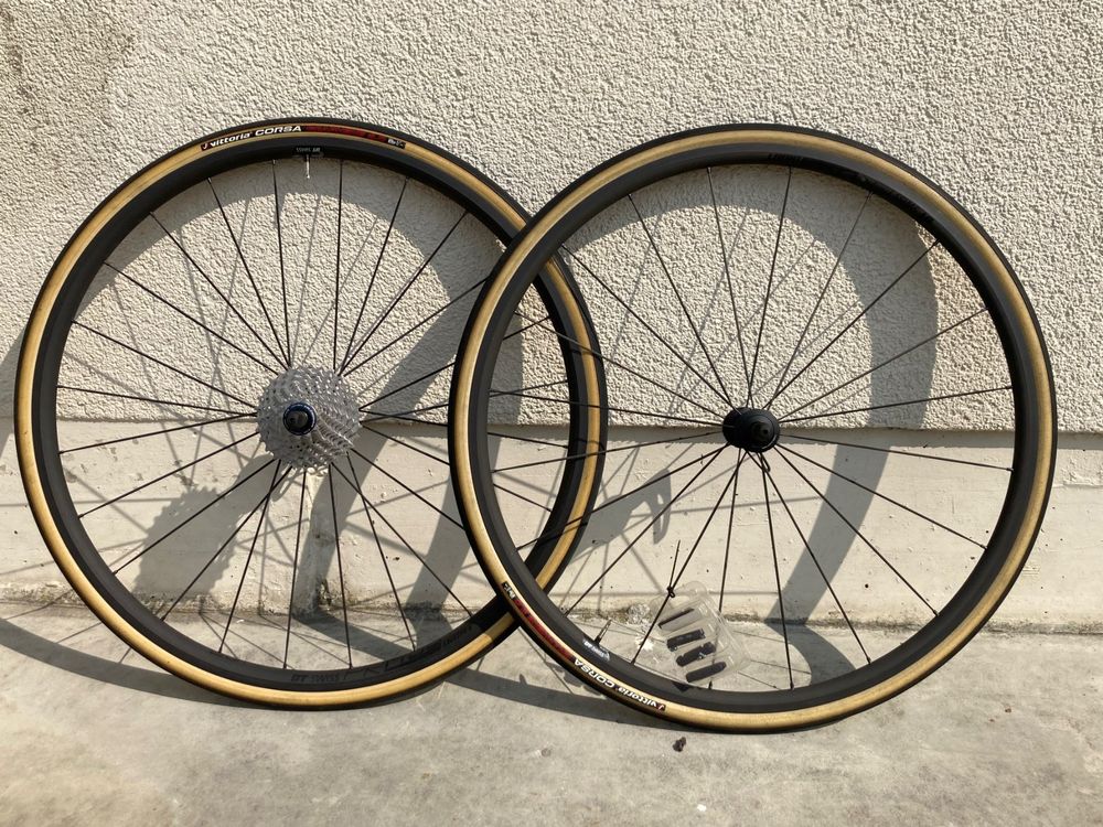 DT Swiss PR 1400 Dicut Oxic 21 Laufradsatz für Shimano | Kaufen auf Ricardo