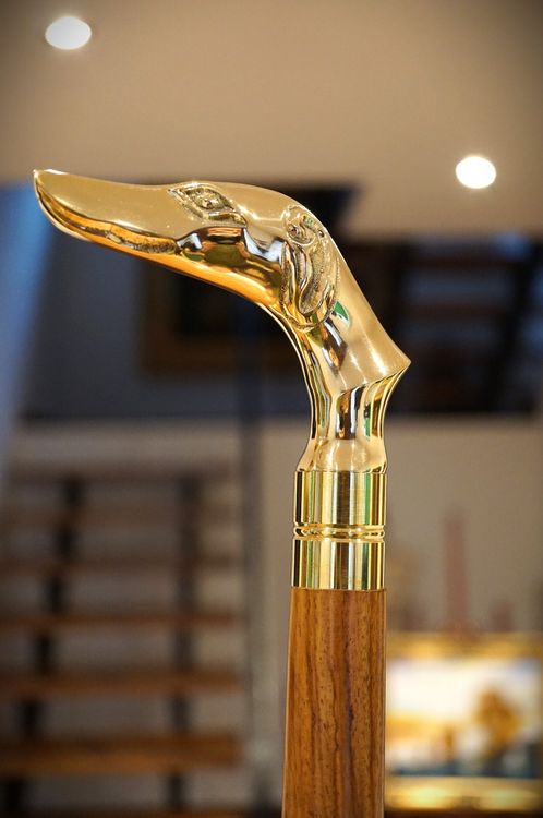 IMPOSANTER GEHSTOCK WINDHUND AUS MESSING SKULPTUR FIGUR | Kaufen auf Ricardo