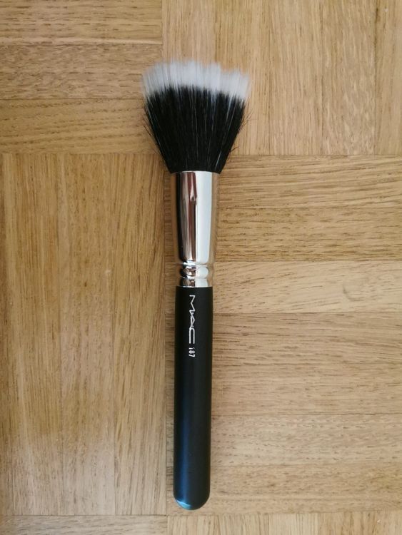 M.A.C. Pinsel #187 (Gebraucht) in Zürich für CHF 9 – nur Abholung auf ...