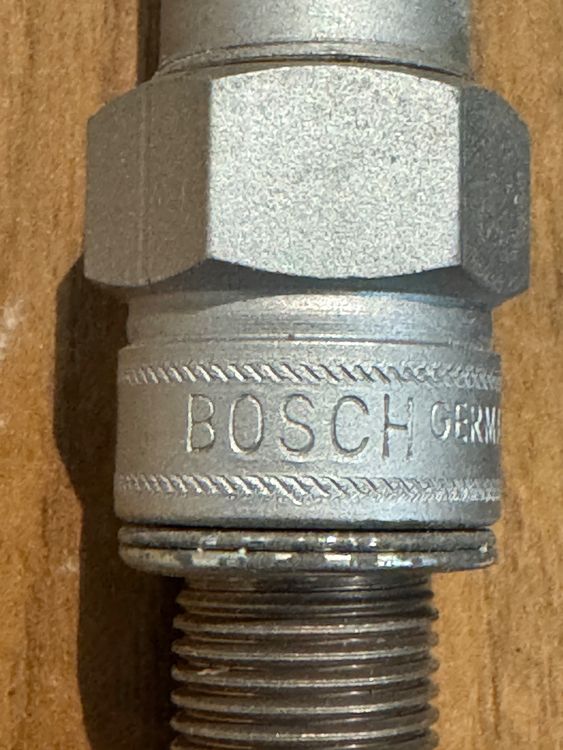 Zündkerzen Bosch WC145ERT2 für Steyr-Puch Pinzgauer 710/712 (Neu und ...