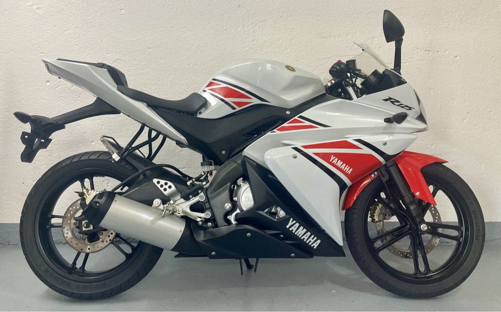 Yamaha YZF R125, 50th Anniversary Edition (Neu (gemäss Beschreibung)) in Urdorf für CHF 4399 ...