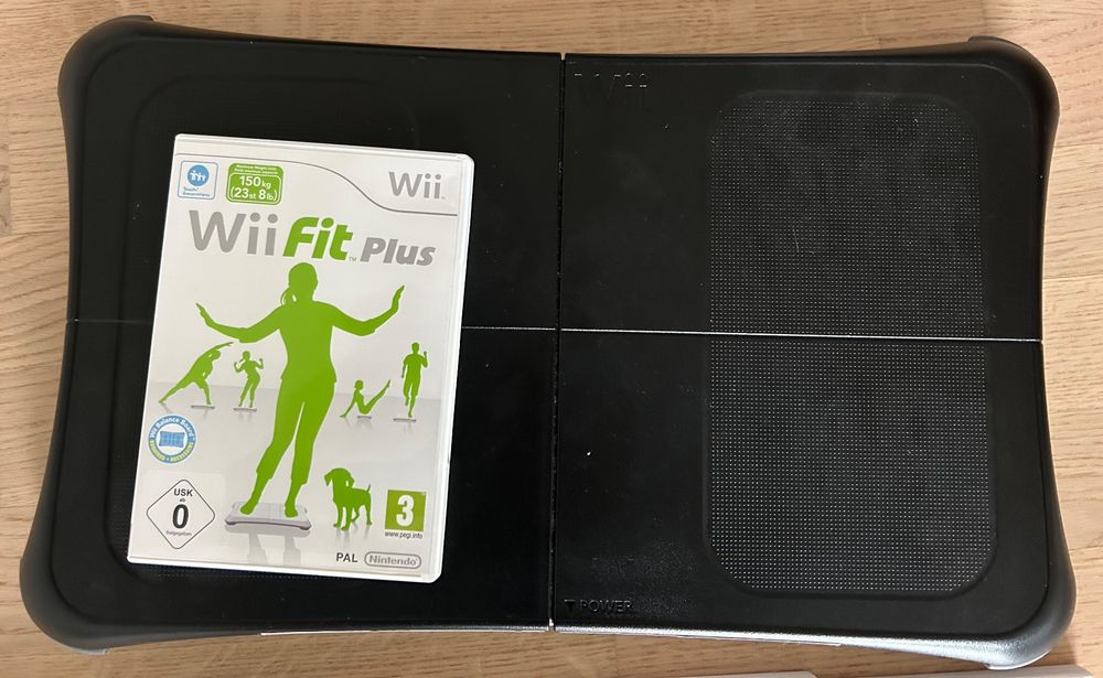 Nintendo Wii Board inkl. Wii Fit Plus (D'occasion) à Bülach pour CHF 10 ...