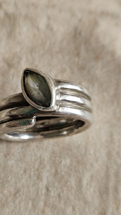 belle bague argent plein et topaze gr 57 (D'occasion) à Lausanne pour ...