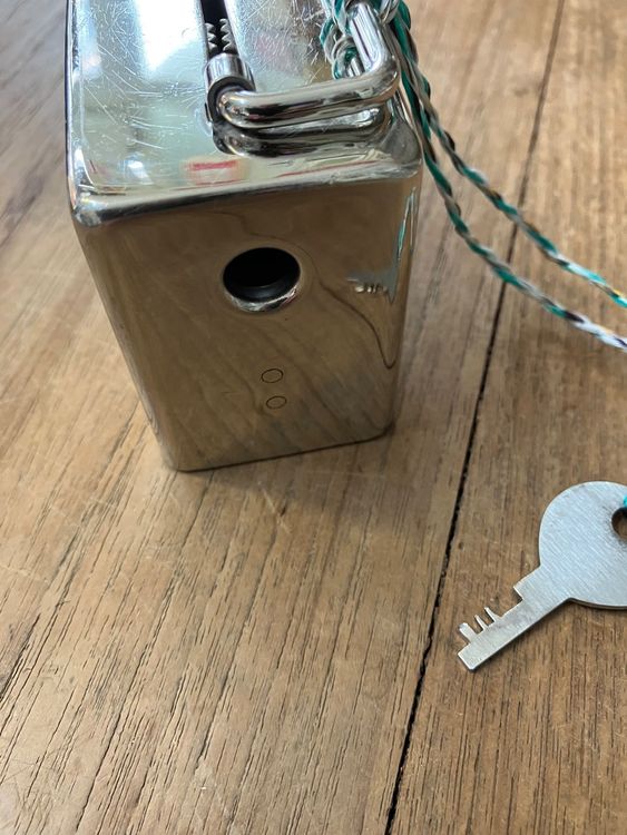 KÄSSELI MIT SCHLÜSSEL !! SPAR + LEIHKASSE ERLACH | Kaufen auf Ricardo