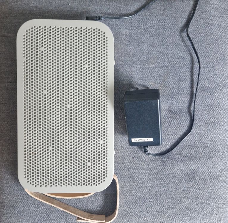 Bang & Olufsen BeoPlay A2 Lautsprecher | Kaufen auf Ricardo